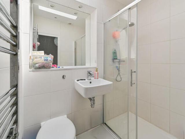 5 bedroom house for rent in. Clapham, London, SW9