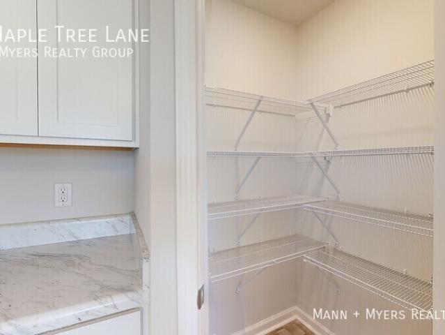 5 Bedroom House for Rent in Clayton