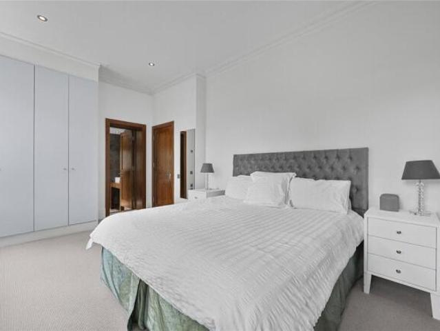 5 bedroom house for rent in Addison Road, Kensington, London, W14