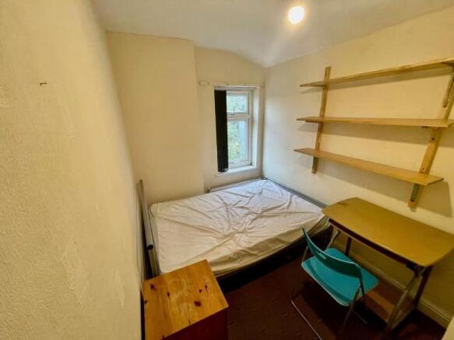 5 bedroom house for rent in Alton Road, Selly Oak, B29