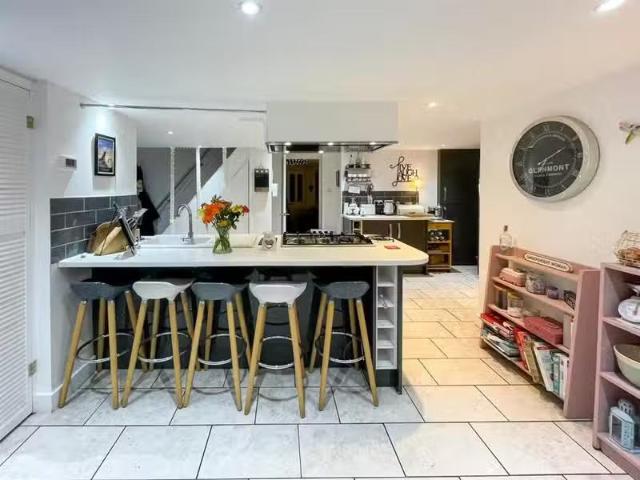 5 bedroom house for rent in Artillery Street, Colchester, CO1