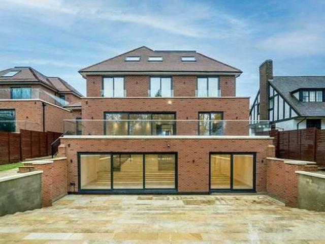 5 bedroom house for rent in Barnet Road Arkley EN5