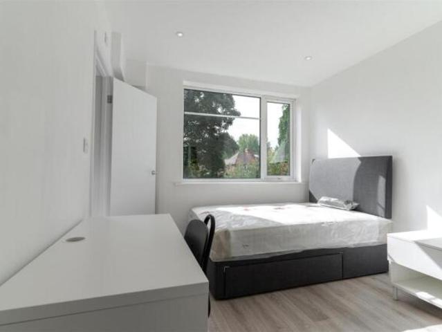 5 bedroom house for rent in Bideford Drive, Birmingham, West Midlands, B29