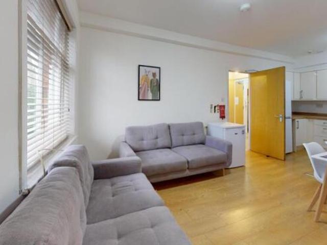 5 bedroom house for rent in Blenheim Terrace, Leeds, LS2