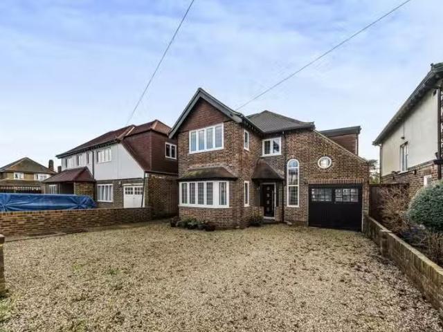5 bedroom house for rent in Branksome Way, New Malden, KT3