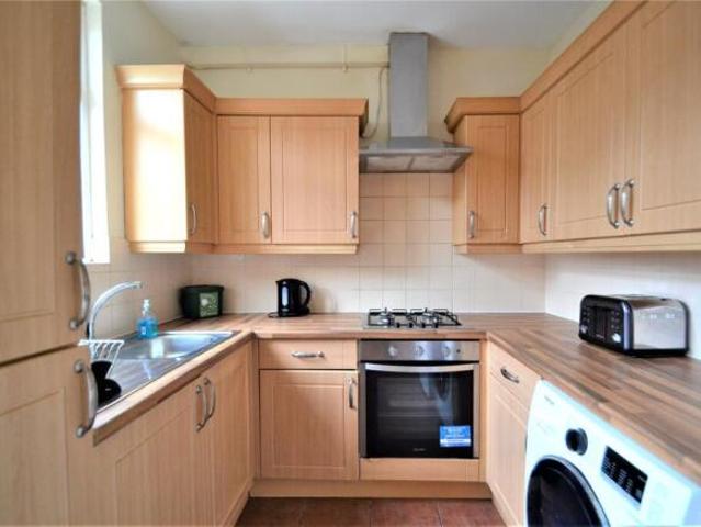 5 bedroom house for rent in Gowan Road, London, NW10