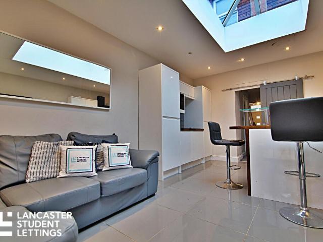 5 bedroom house for rent in Golgotha Road, Lancaster, LA1