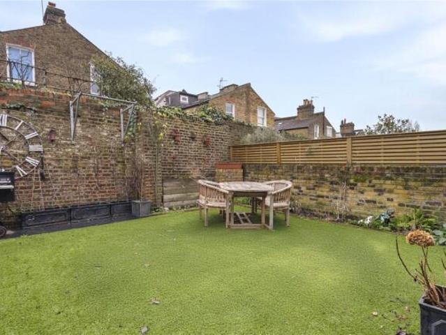 5 bedroom house for rent in Gorst Road, London, SW11