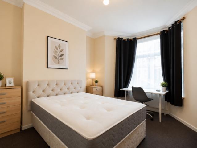 5 bedroom house for rent in Donald Street, Cardiff, CF24