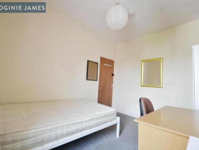 5 bedroom house for rent in Diana Street, Roath, Cardiff, CF24
