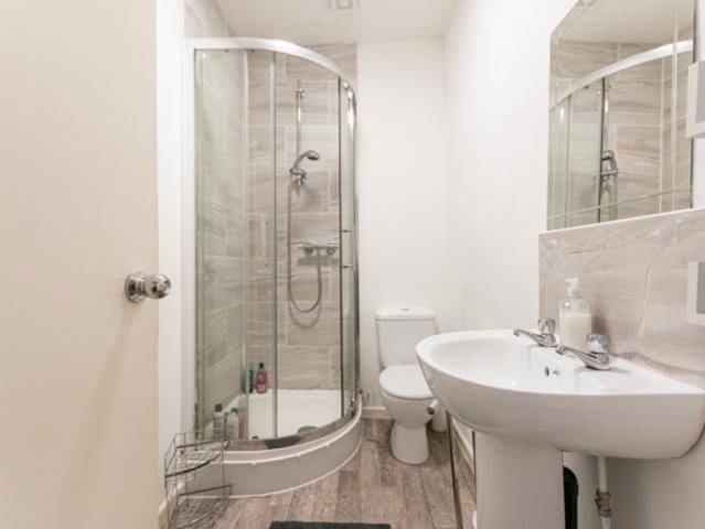 5 bedroom house for rent in Earle Road, Liverpool, L7