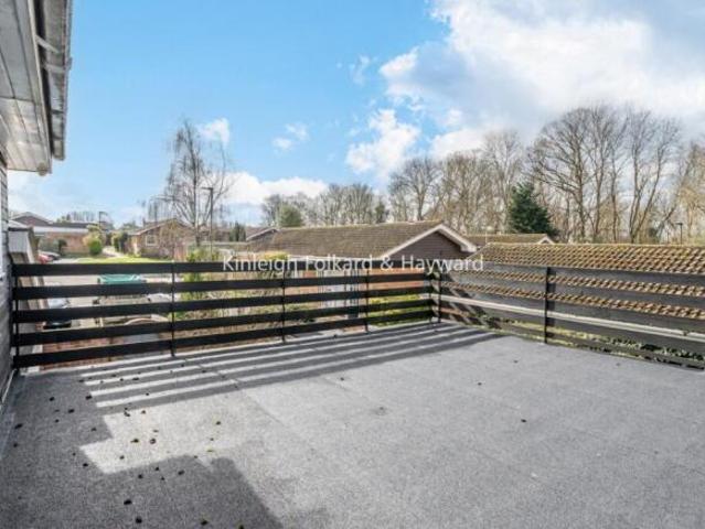 5 bedroom house for rent in Edgeborough Way, Bromley, BR1