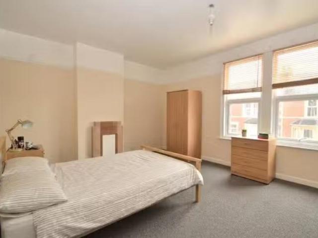 5 bedroom house for rent in Falmouth Road, Bishopston, Bristol.