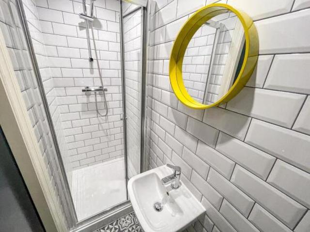 5 bedroom house for rent in Hannan Road, L6 6DB, L6