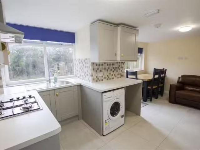5 bedroom house for rent in Harborne Lane, Selly Oak, Birmingh.