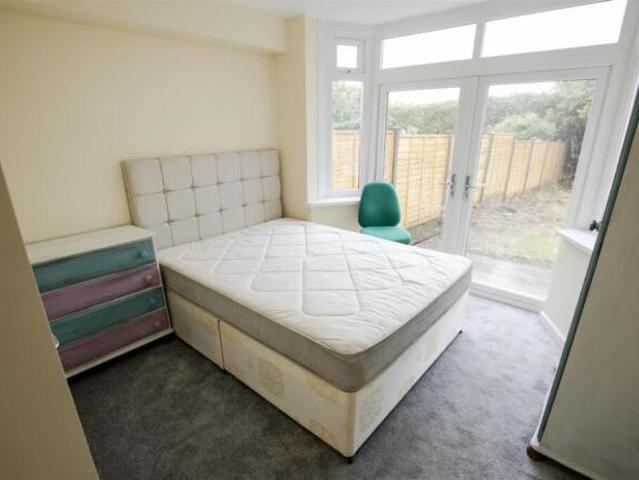 5 bedroom house for rent in Harborne Lane, Selly Oak, Birmingham, West Midlands, B29