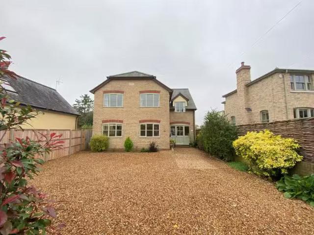 5 bedroom house for rent in Harston Road, Newton, CB22