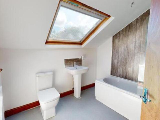 5 bedroom house for rent in Hyde Park Road, Leeds, LS6