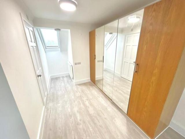 5 bedroom house for rent in Lodge Gate, MK13