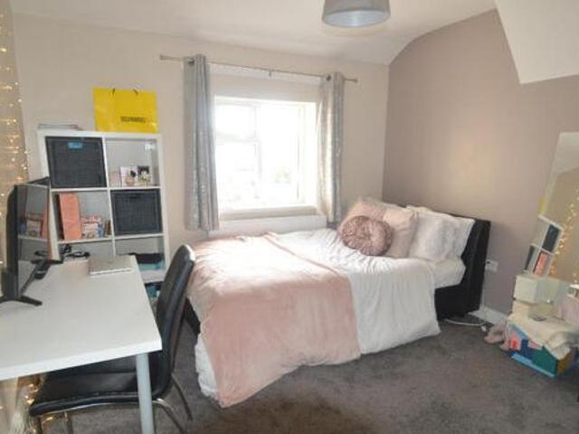 5 Bedroom House For Rent In Leeds, West Yorkshire