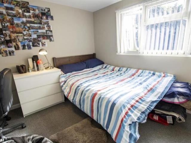 5 bedroom house for rent in Lime Avenue, Dawlish Road, Birmingham, West Midlands, B29