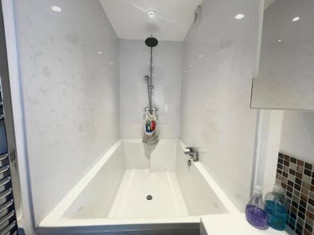 5 bedroom house for rent in Lime Avenue, Leamington Spa, CV32