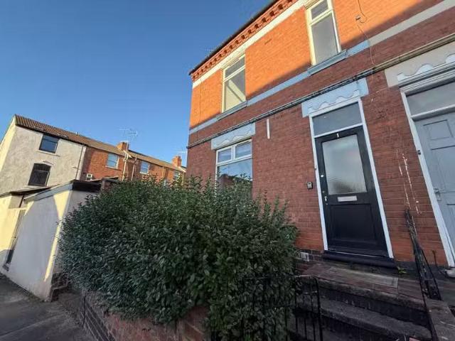 5 bedroom house for rent in Monks Road, CV1