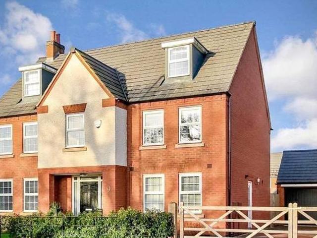 5 bedroom house for rent in Macbeth Approach Warwick Gates CV34