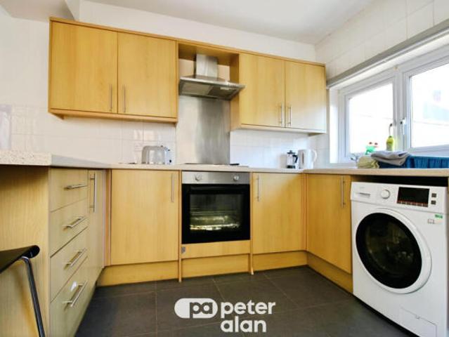 5 bedroom house for rent in Malefant Street, CF24