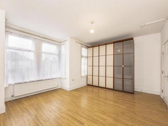 5 bedroom house for rent in Melville Road, Walthamstow, London, E17