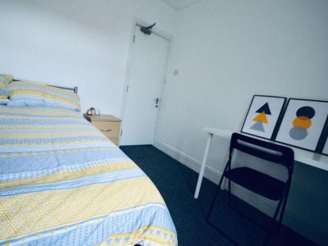 5 bedroom house for rent in Salisbury Road*, Liverpool, L15