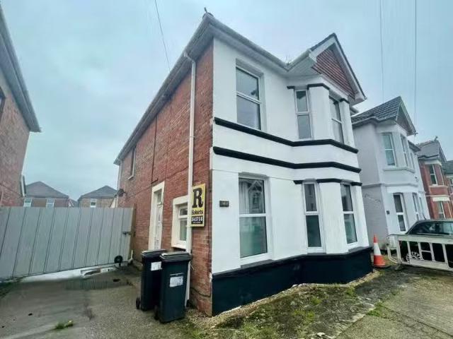 5 bedroom house for rent in Student Five Double Bedrooms, Char.