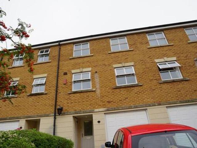 5 Bedroom House For Rent In Stapleton, Bristol