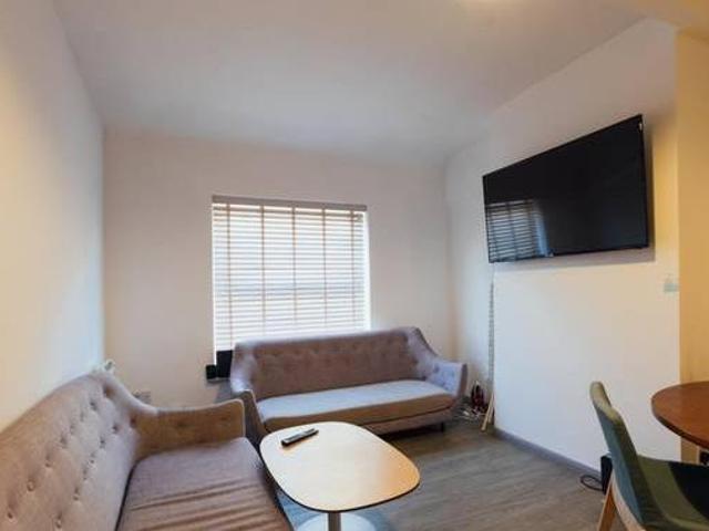 5 bedroom house for rent in Pinfold Gate Loughborough LE11