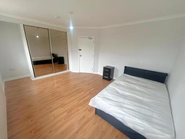 5 bedroom house for rent in Priory Gardens, Dartford, DA1