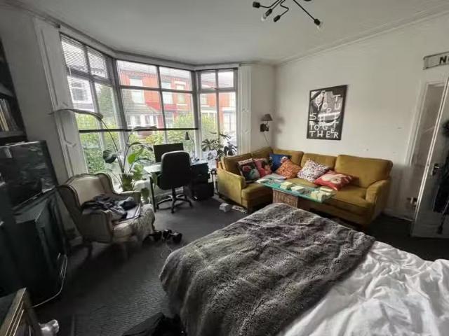 5 bedroom house for rent in Rossett Avenue, Liverpool, L17