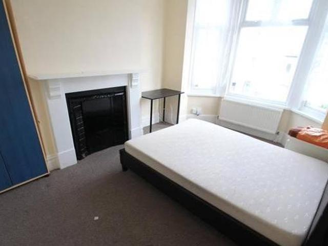 5 bedroom house for rent in Russell Rise LUTON LU1
