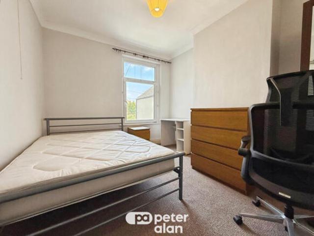 5 bedroom house for rent in Talworth Street, CF24