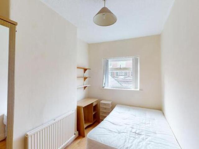 5 bedroom house for rent in The Nook, Sheffield, S10