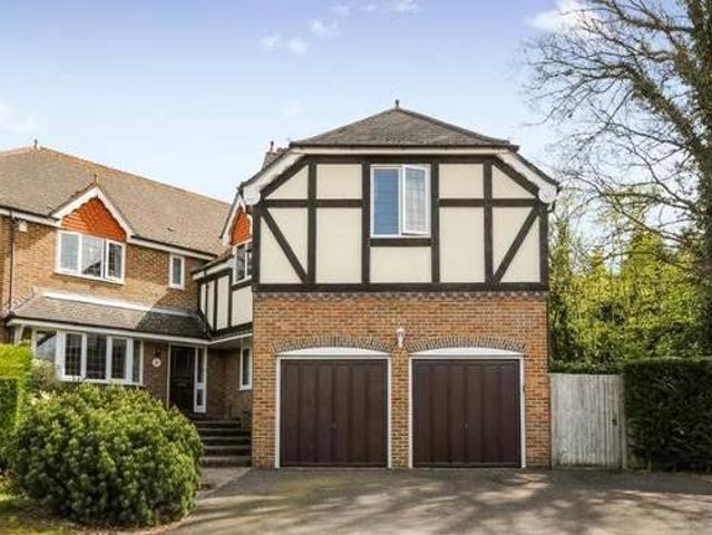 5 bedroom house for rent in Tithe Close Virginia Water GU25