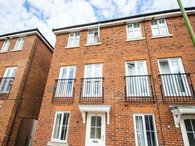 5 bedroom house for rent in Tiger Moth Way Hatfield Hertfordshire AL10