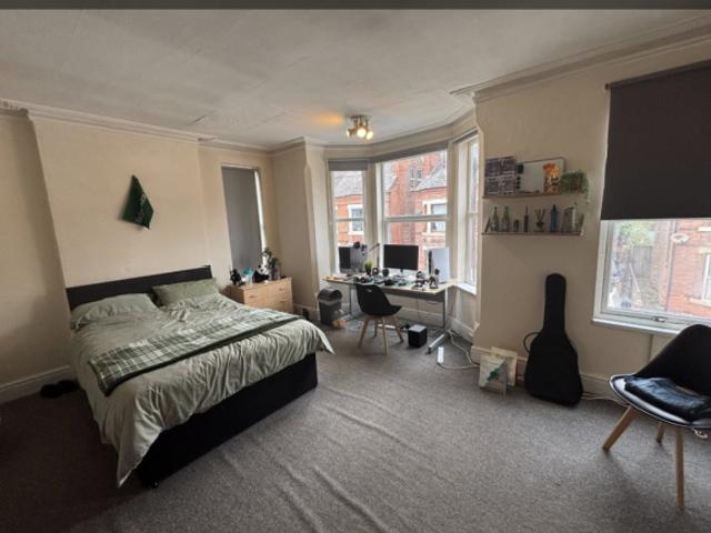 5 bedroom house for rent in Trinity Avenue, Nottingham, NG7