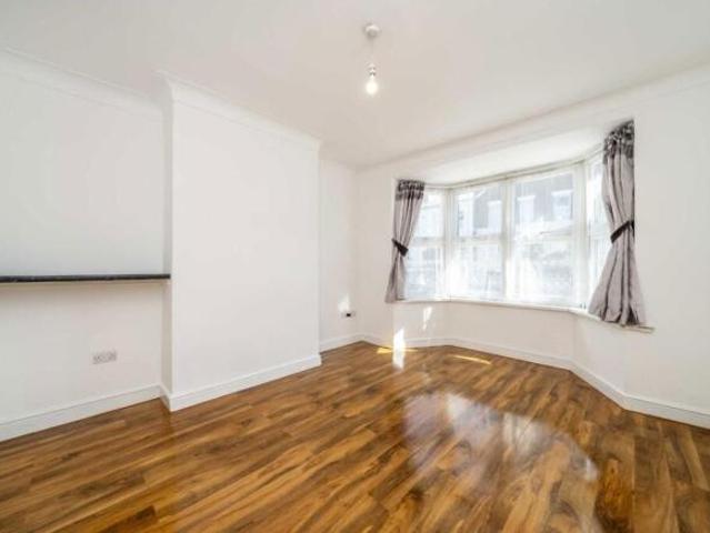 5 bedroom house for rent in Vicarage Road, Leyton, E10