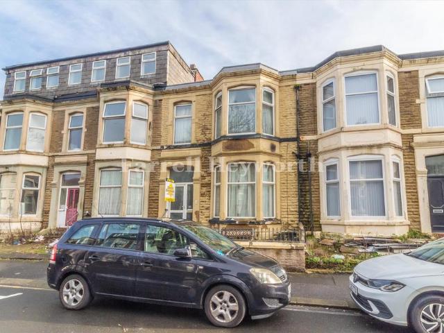 5 bedroom house for sale
