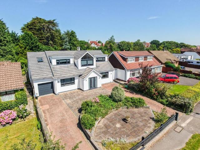 5 bedroom house for sale