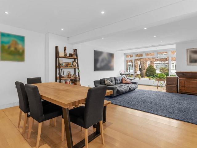 5 bedroom house for sale