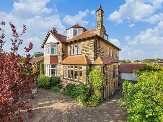 5 bedroom house for sale