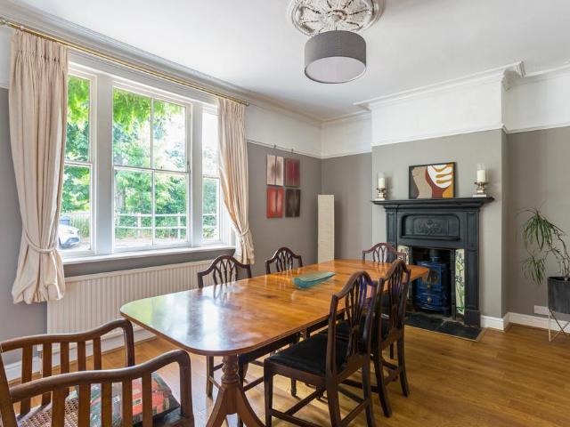 5 bedroom house for sale