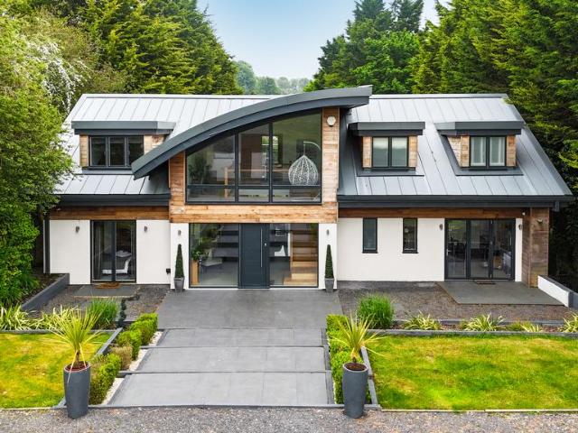 5 bedroom house for sale