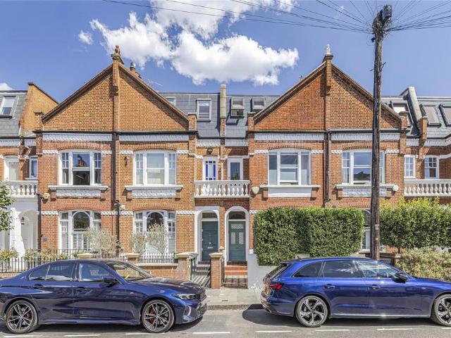 5 bedroom house for sale
